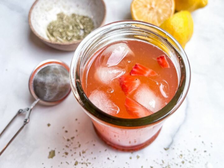 Lemon-Strawberry Yerba Maté Energy Drink - The Paleo Diet®